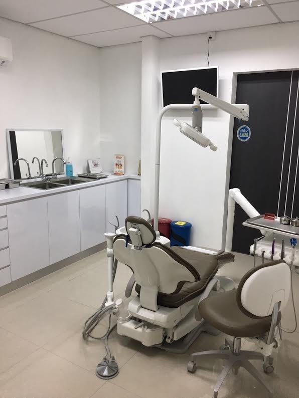 Search & Book | Dr.Pong Loong Sean (Nigel) | Dentist (General) in Selangor